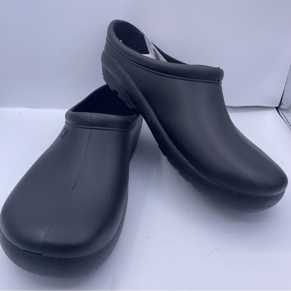 Sloggers | Shoes | Sloggers Waterproof Slip On Garden Rain Clogs ...